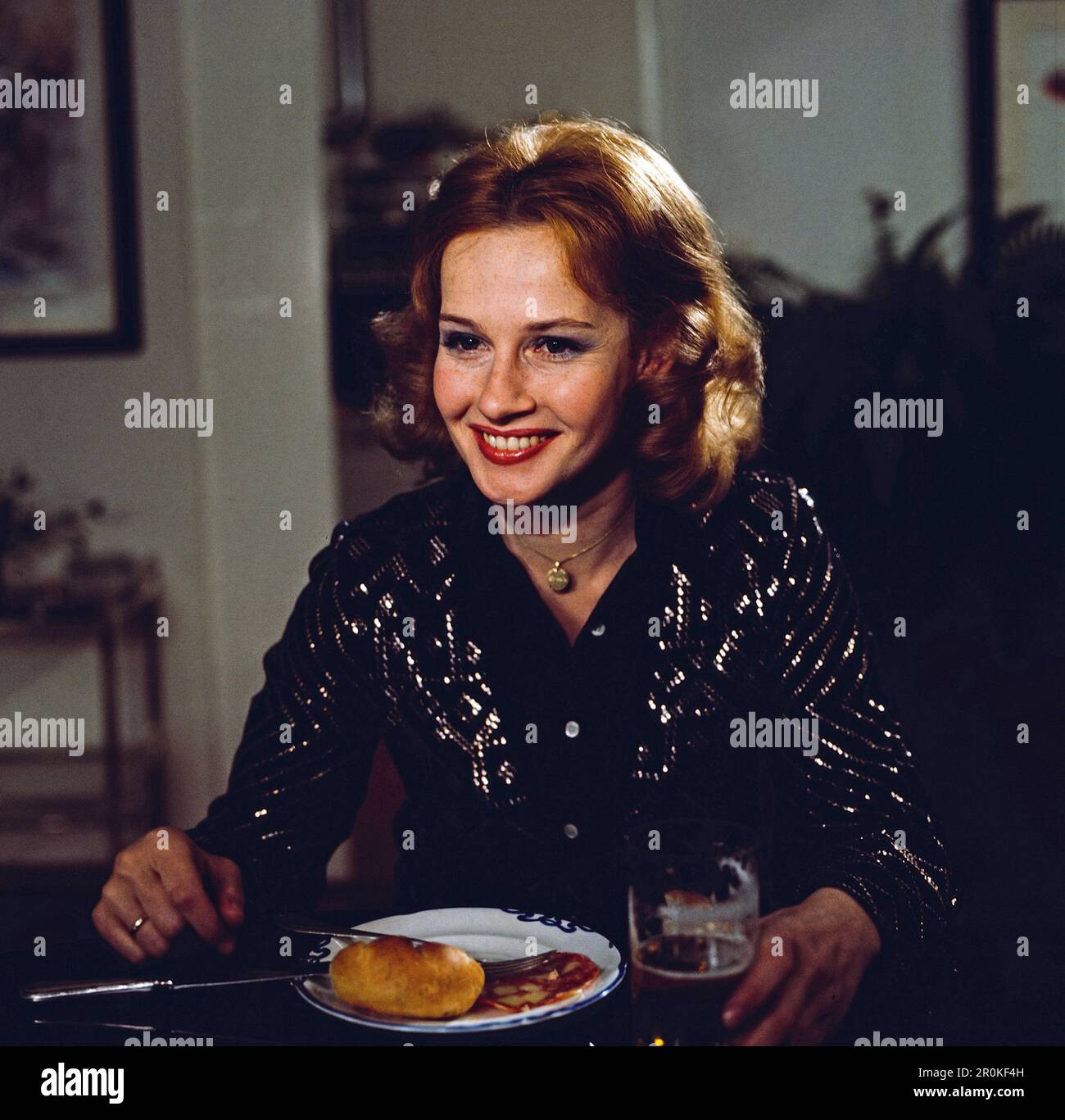 Gertraud Jesserer, österreichische Schauspielerin und Darstellerin am ...