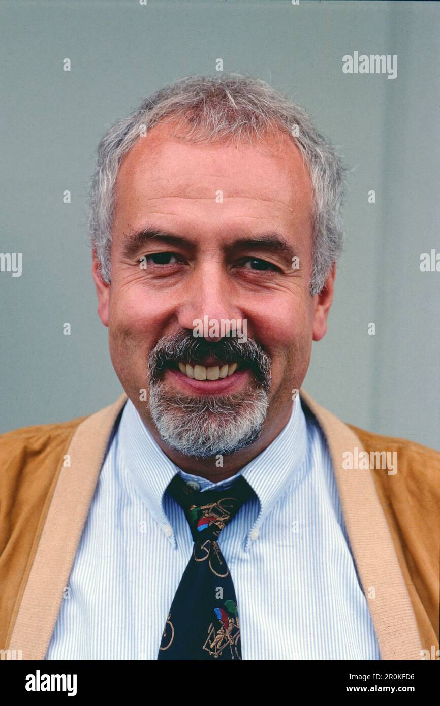 Heribert Faßbender, deutscher Sportjournalist, Sportmoderator, Leiter ...