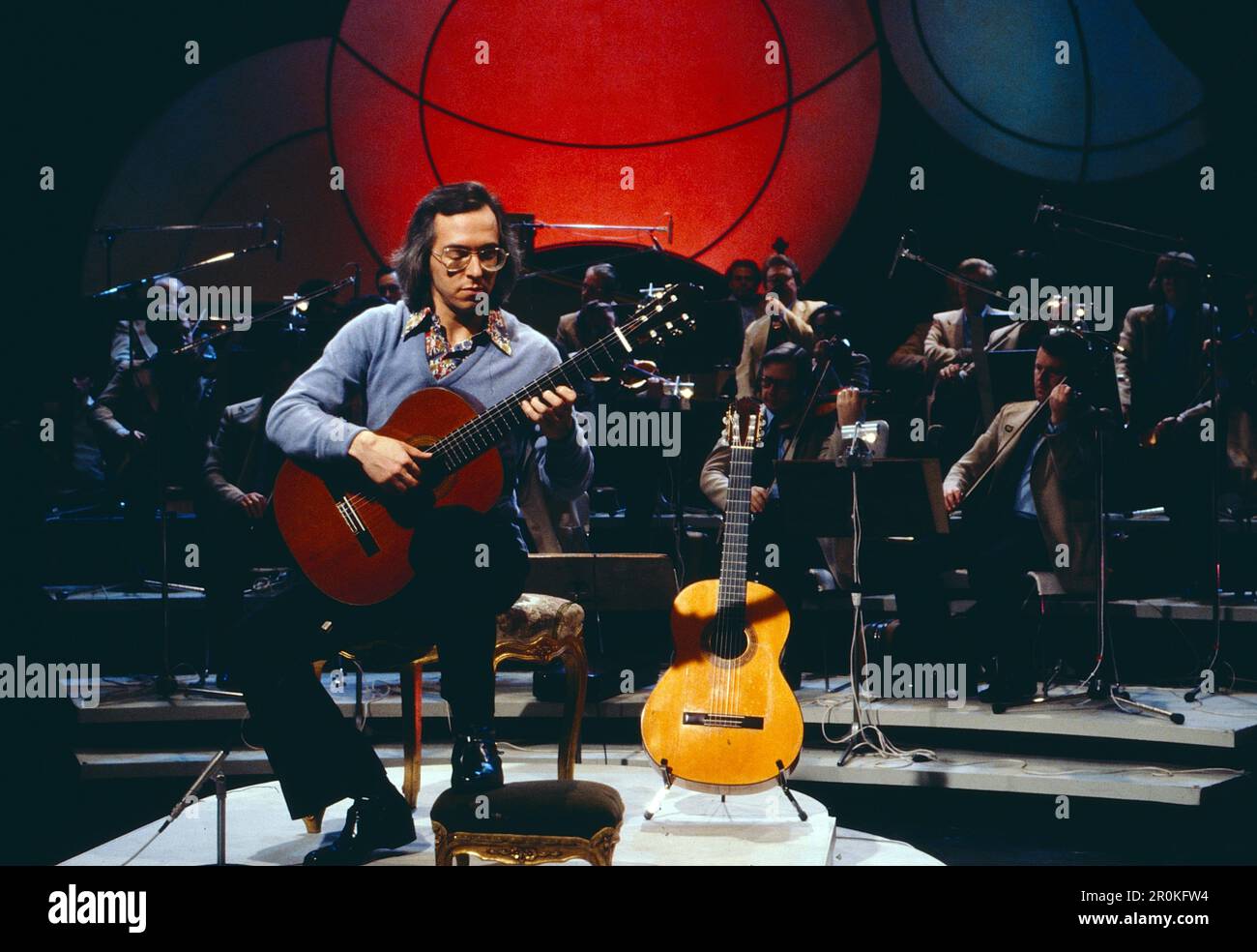 John williams guitarist hi-res stock photography and images - Alamy