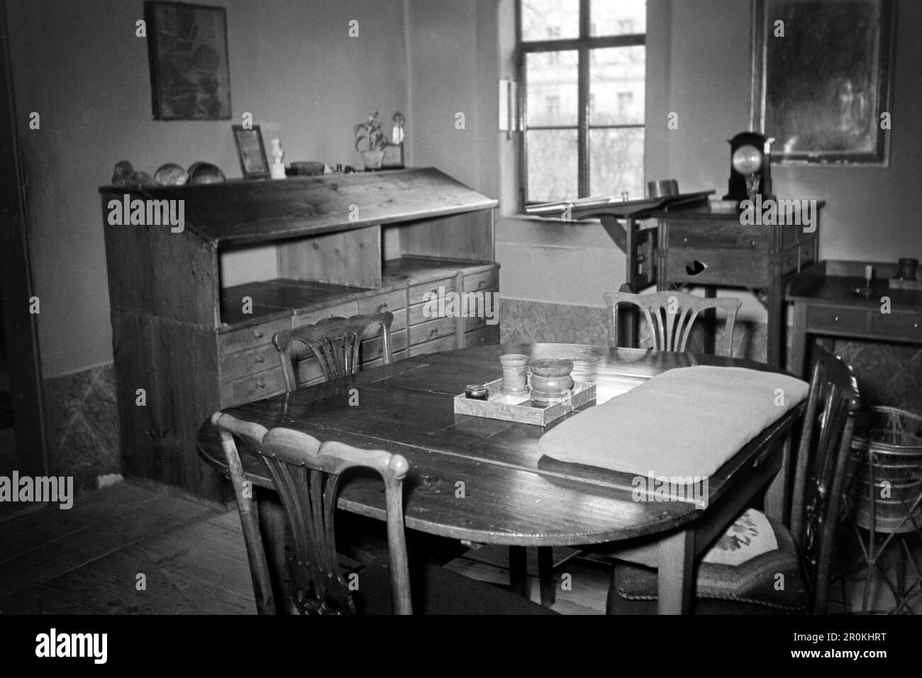 Die Einrichtung Johann Wolfgang von Goethes Arbeitszimmers, Weimar 1960 ...