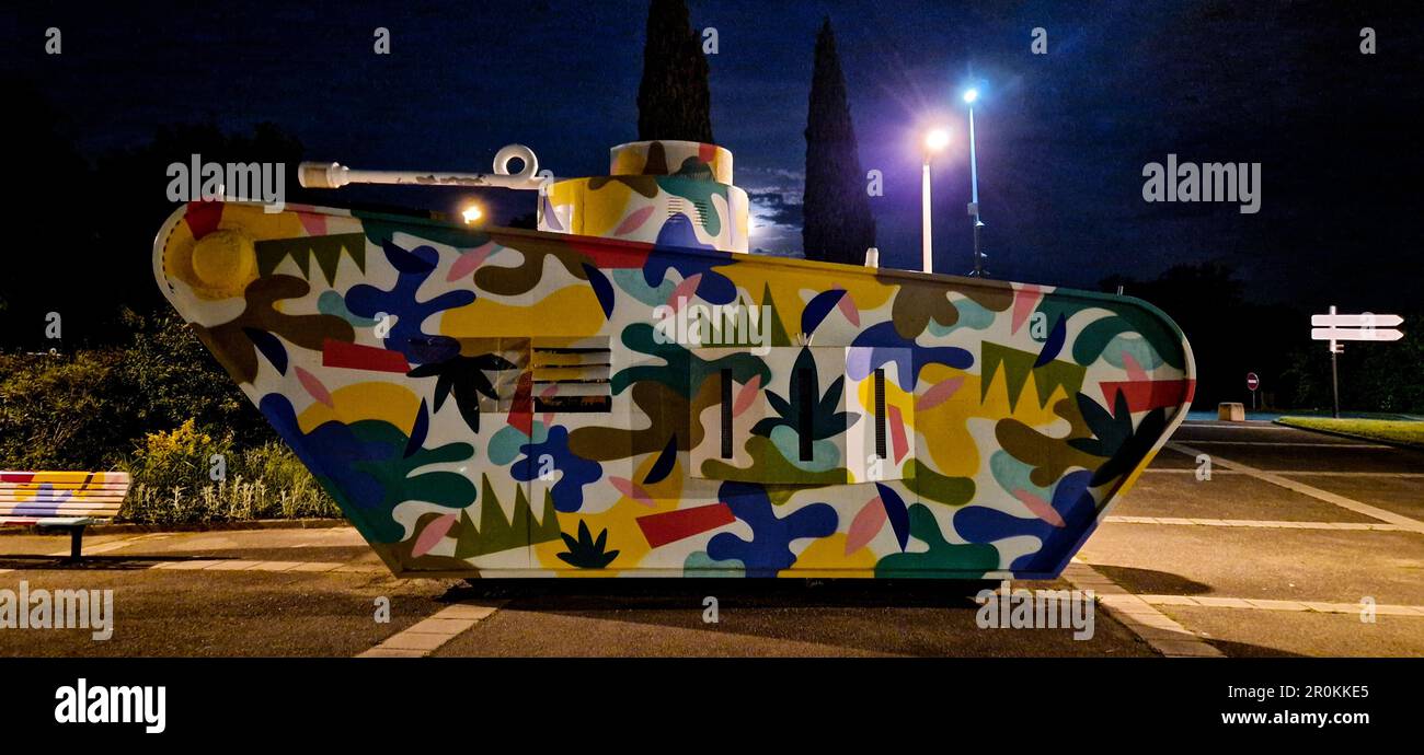 Fake military tank, Dance Biennal defile, Albert Camus cultural hall ...