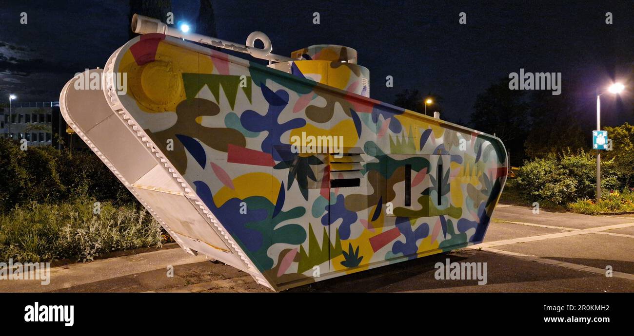 Fake military tank, Dance Biennal defile, Albert Camus cultural hall ...