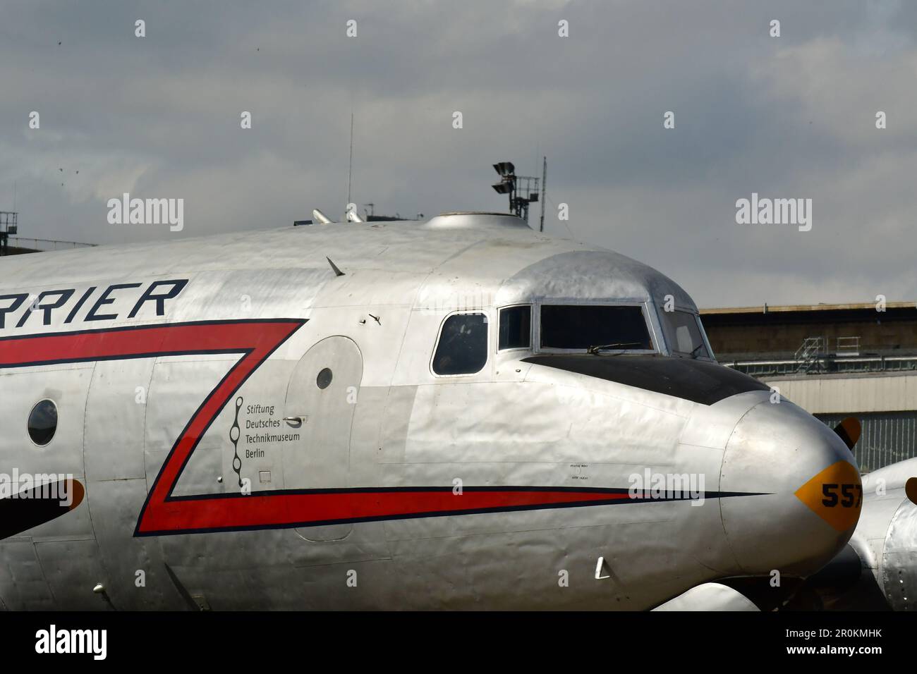 douglas C-54 Skymaster candy Bomber airlift Berlin Tempelhof Stock ...