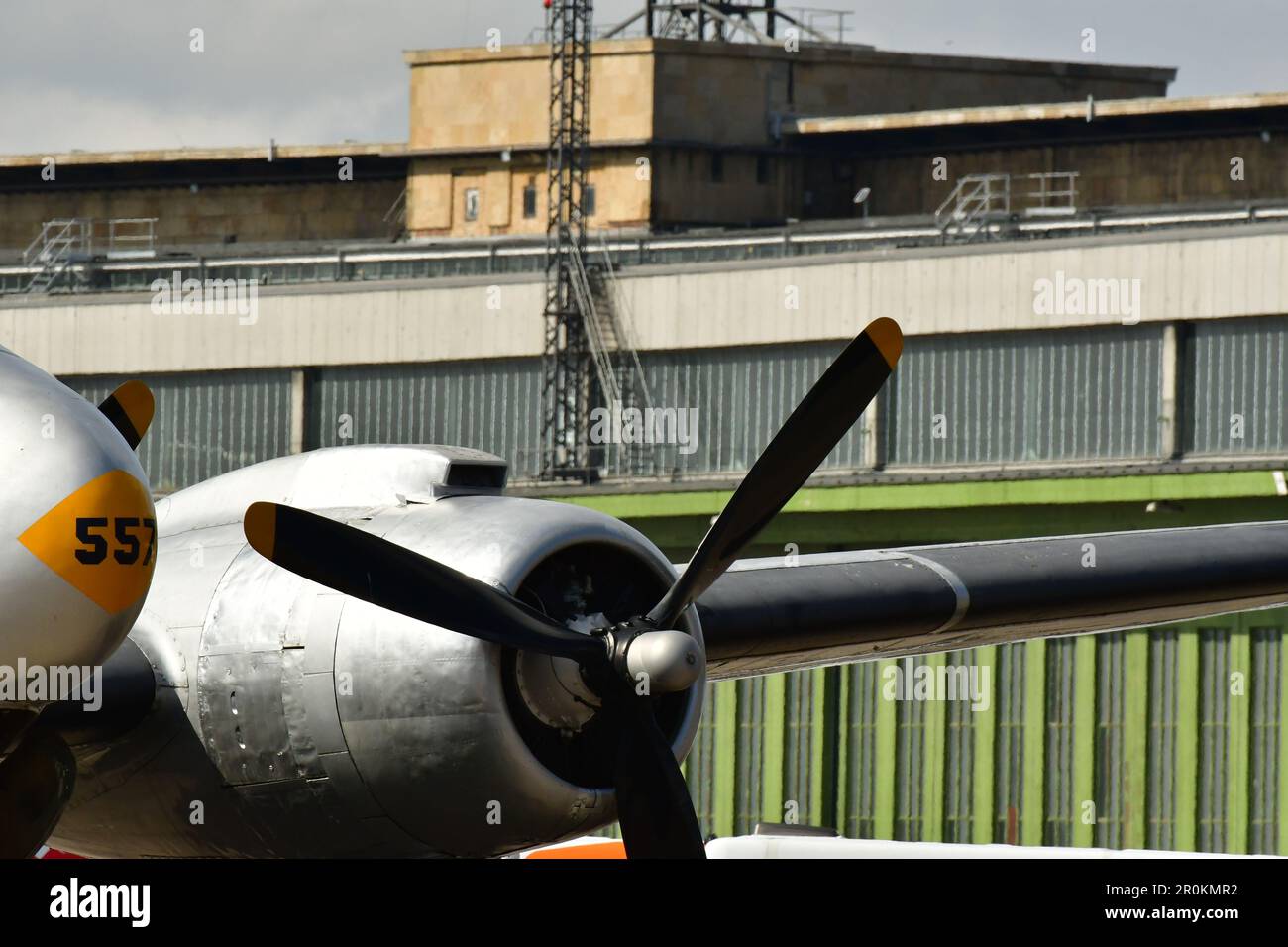 douglas C-54 Skymaster candy Bomber airlift Berlin Tempelhof Stock ...