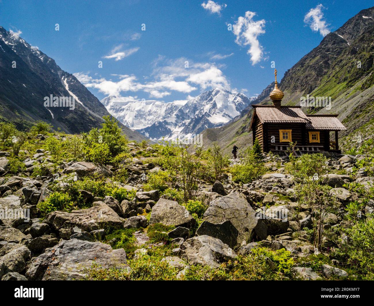 Orthodox chapel, near lake Akkemskoye Ozero, Kara-Tyurek, Belucha ...