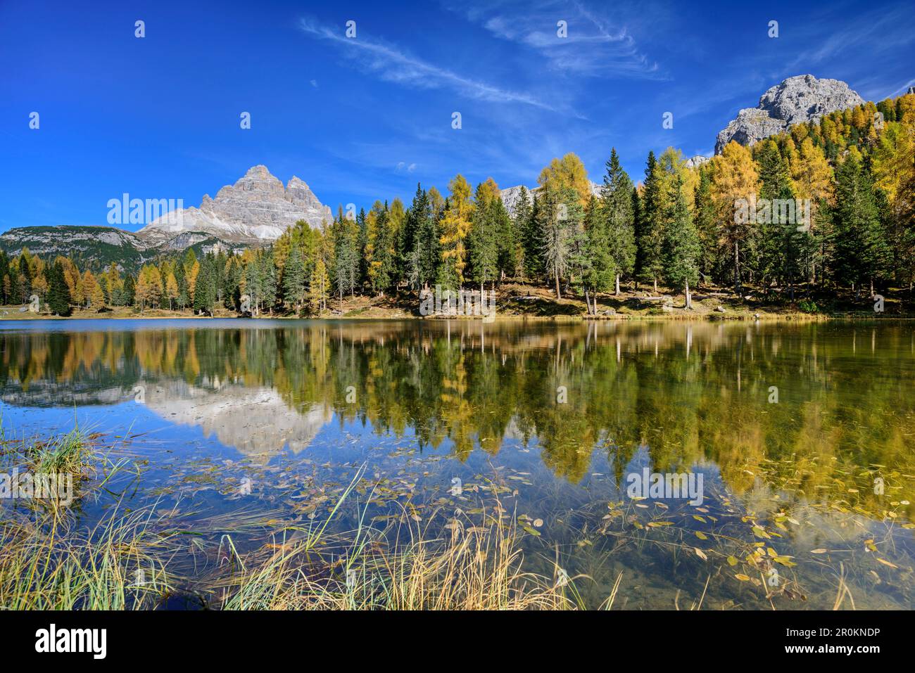 Tre Cime di Lavaredo reflecting in lake Lago d'Antorno, lake Lago d ...