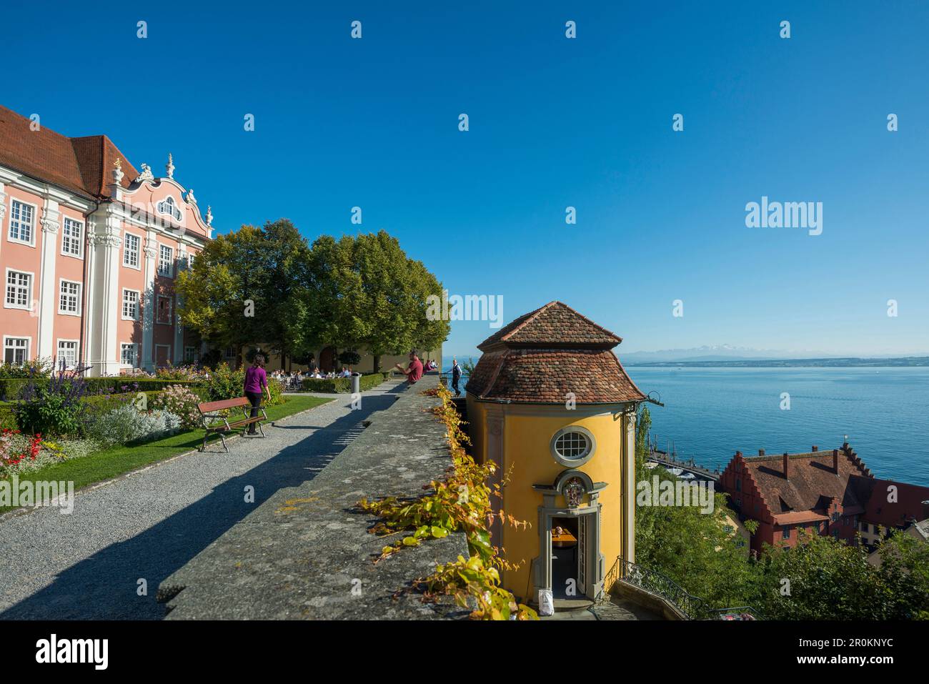 New castle and castle terrace hi-res stock photography and images - Alamy