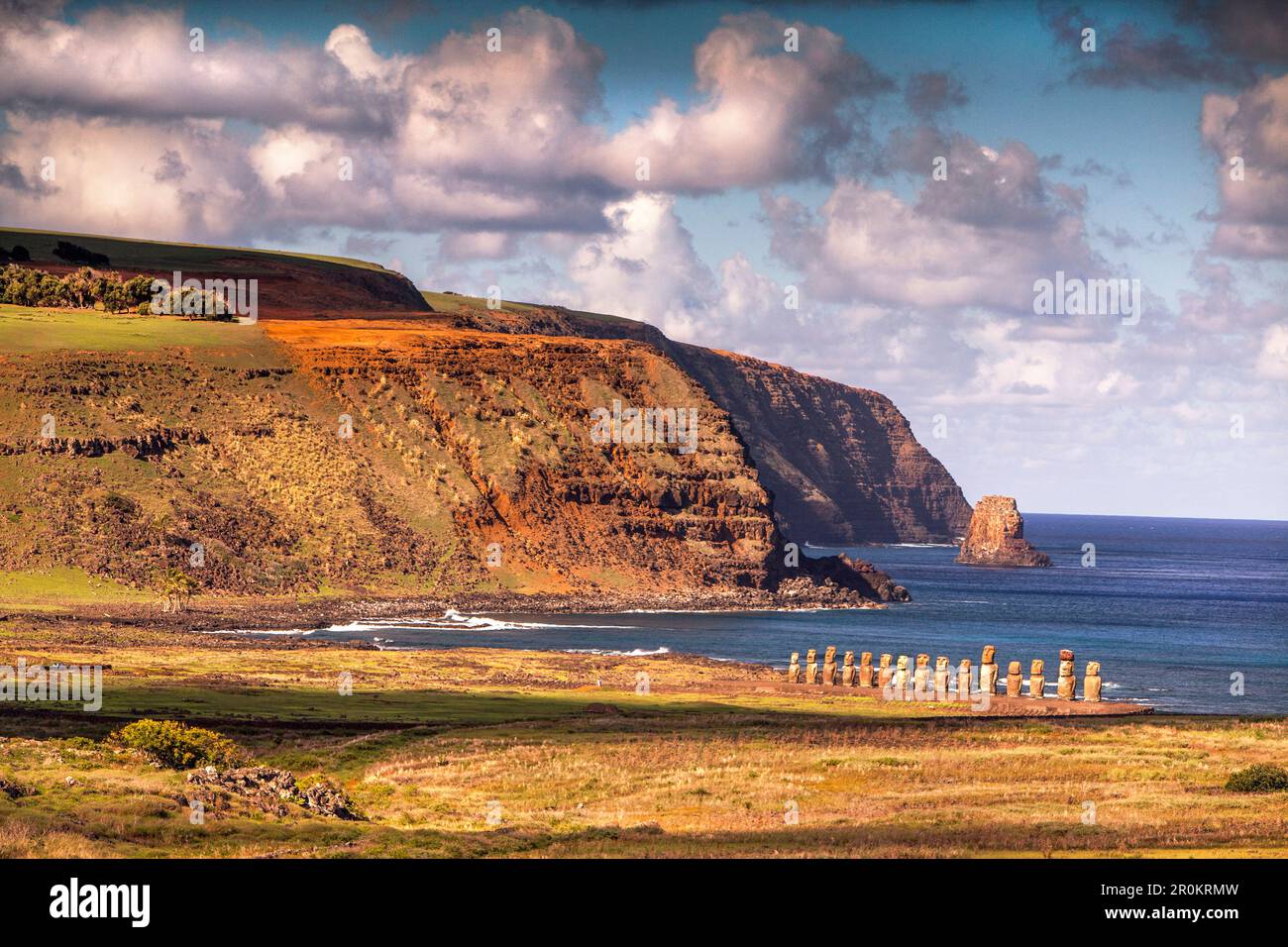 EASTER ISLAND, CHILE, Isla de Pascua, Rapa Nui, Rano Raraku is a ...