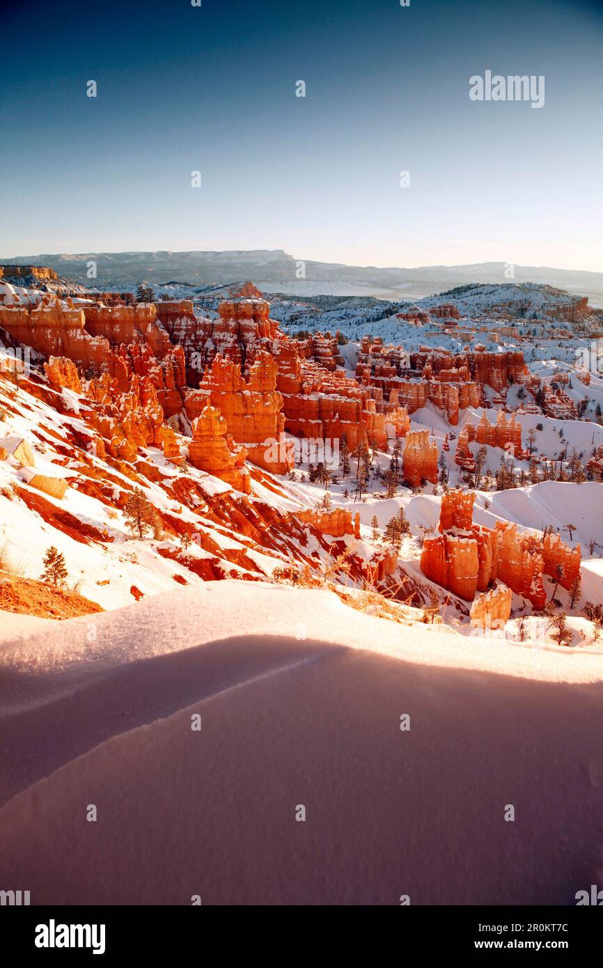 USA, Utah, Bryce Canyon City, Bryce Canyon National Park, sweeping ...