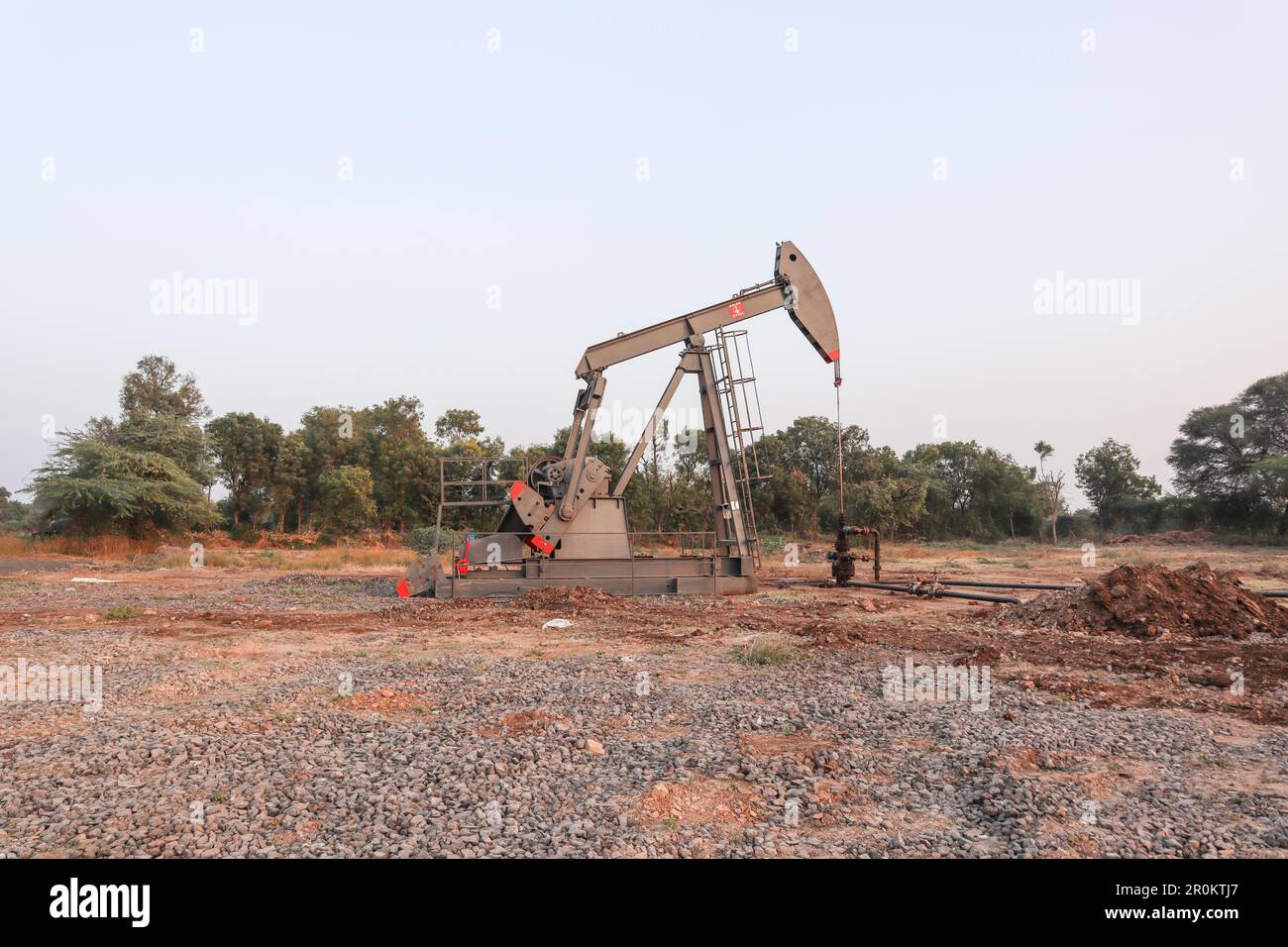 Oil drilled out from Land, Crude oil resources petroleum from ...