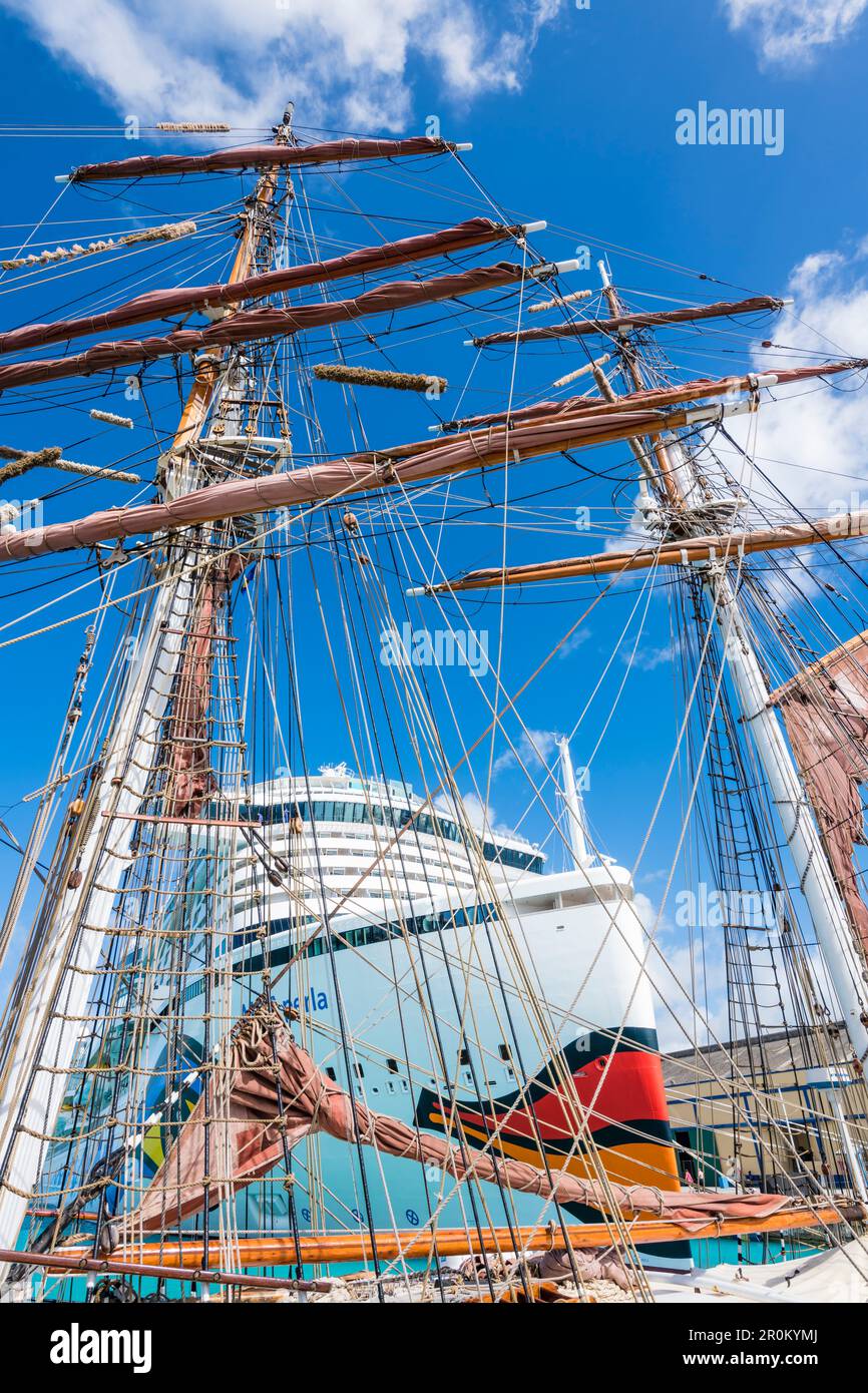 Cruise ship, rigging sailing ship, Bridgetown, Barbados, Caribbean ...