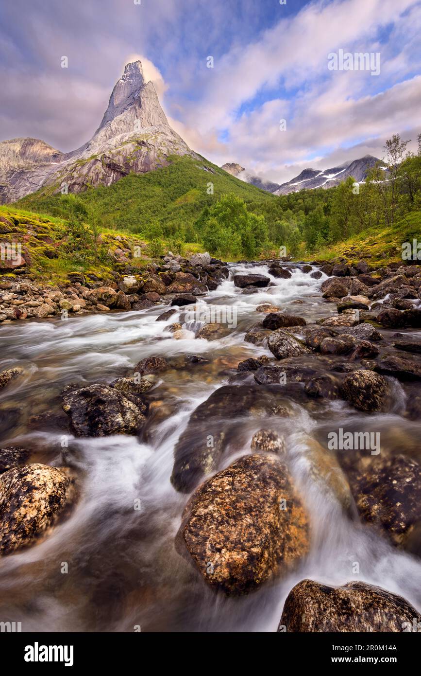 Norways national mountains hi-res stock photography and images - Alamy