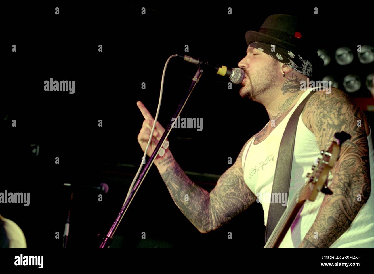 Milan Italy 1997-03-17 : Evan Seinfeld bassist of Biohazard during live ...