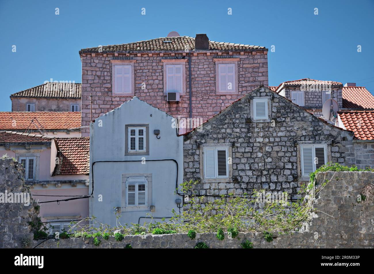 Stone buildings in traditional Croatian town Stock Photo - Alamy