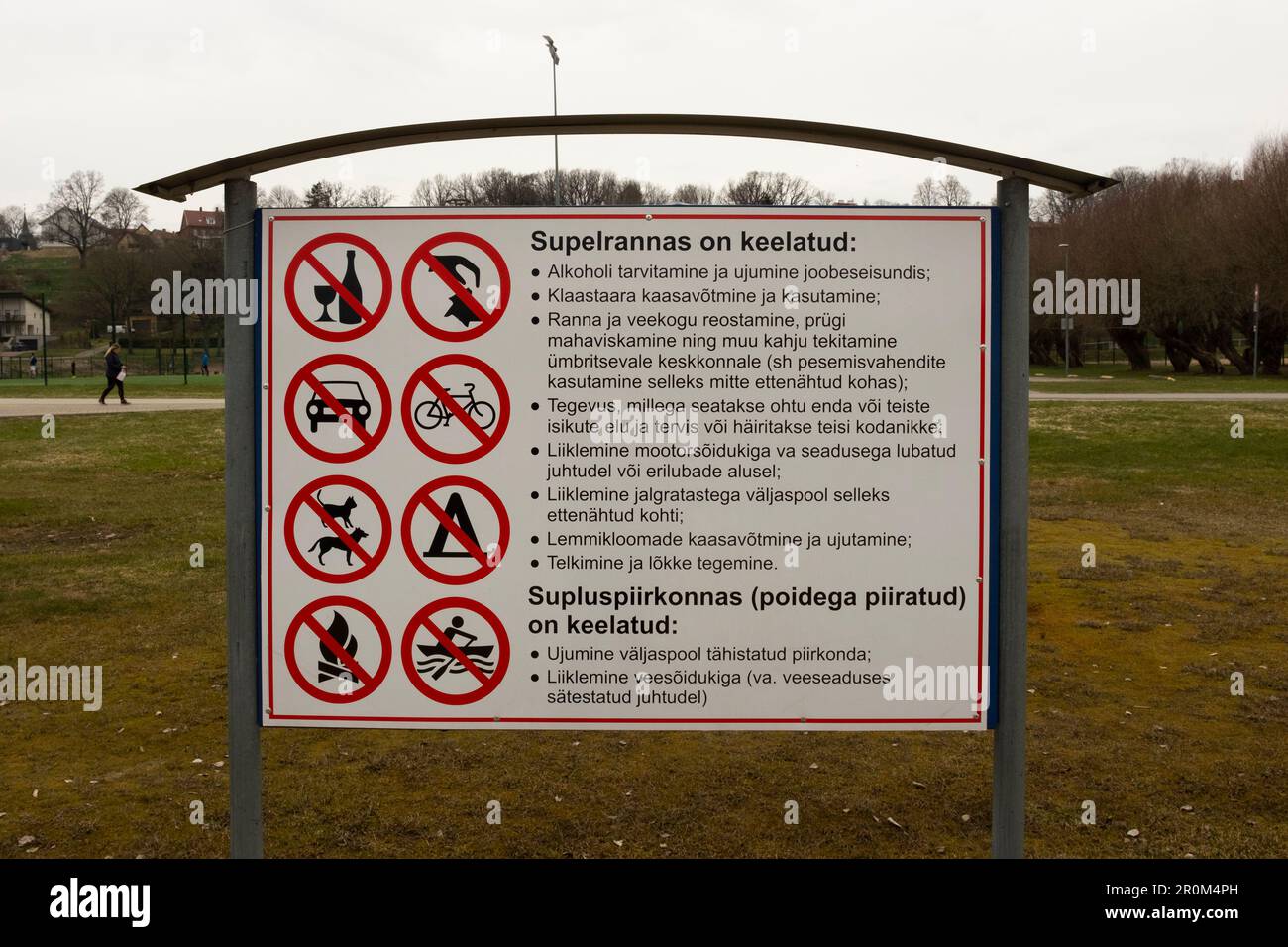 Prohibitive sign hi-res stock photography and images - Alamy