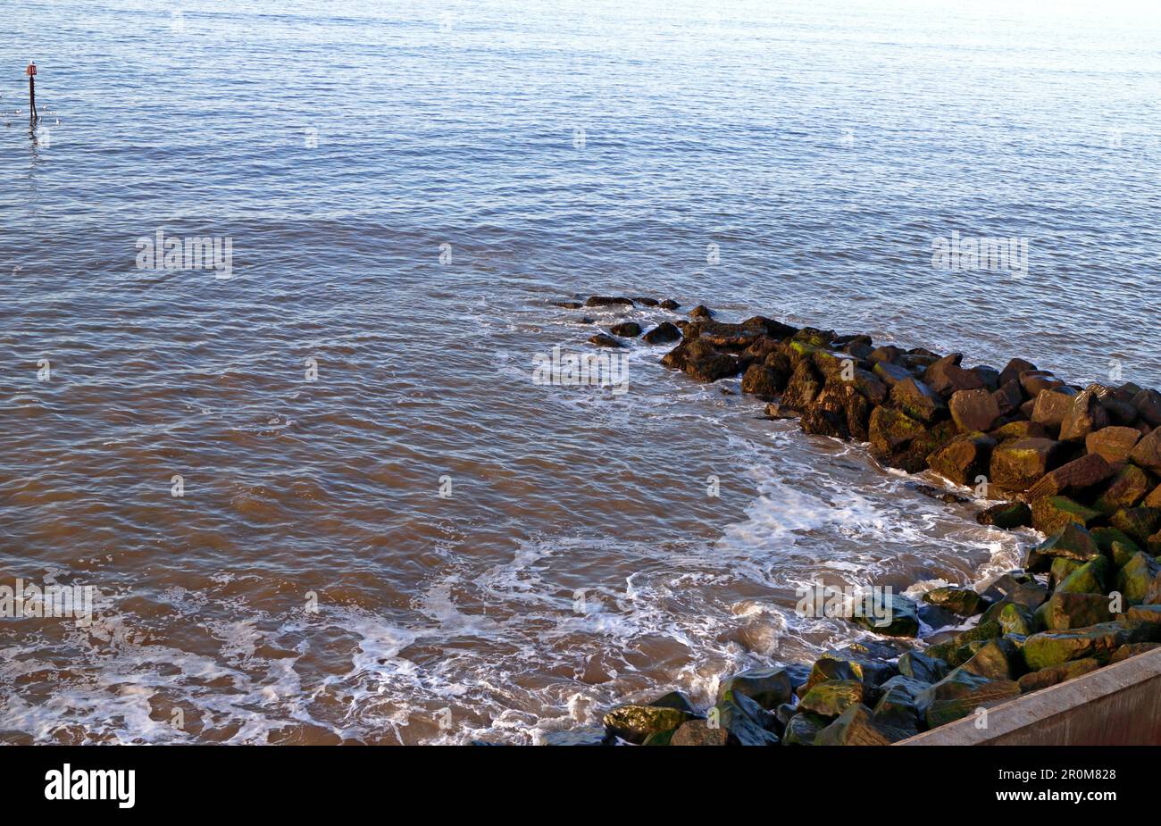 Sea defence work hi-res stock photography and images - Alamy