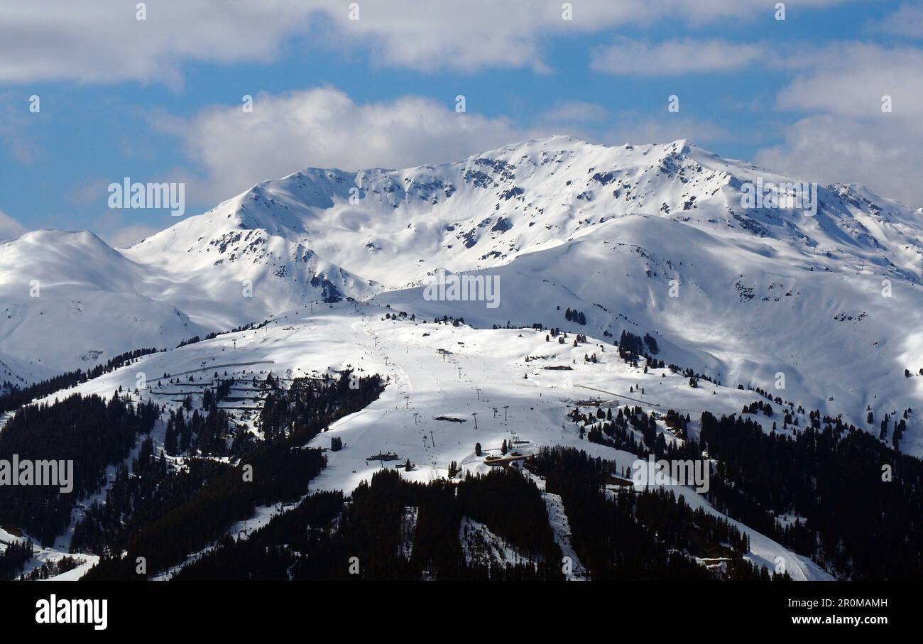 View to the Gerlos area in the ski area Königsleiten-Hochkrimml ...