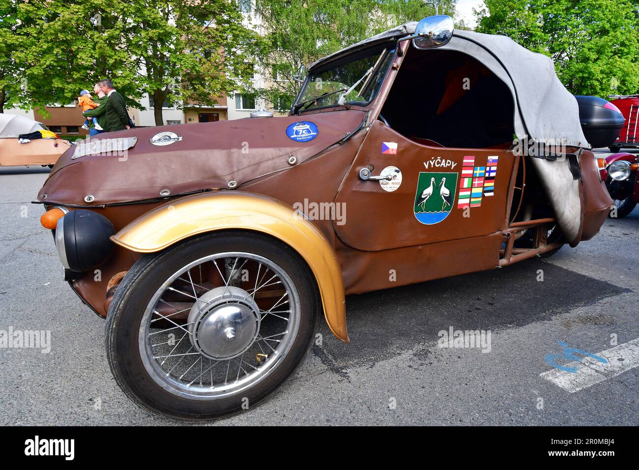 Jubilee 25th year of the first spring gathering of three-wheeled ...