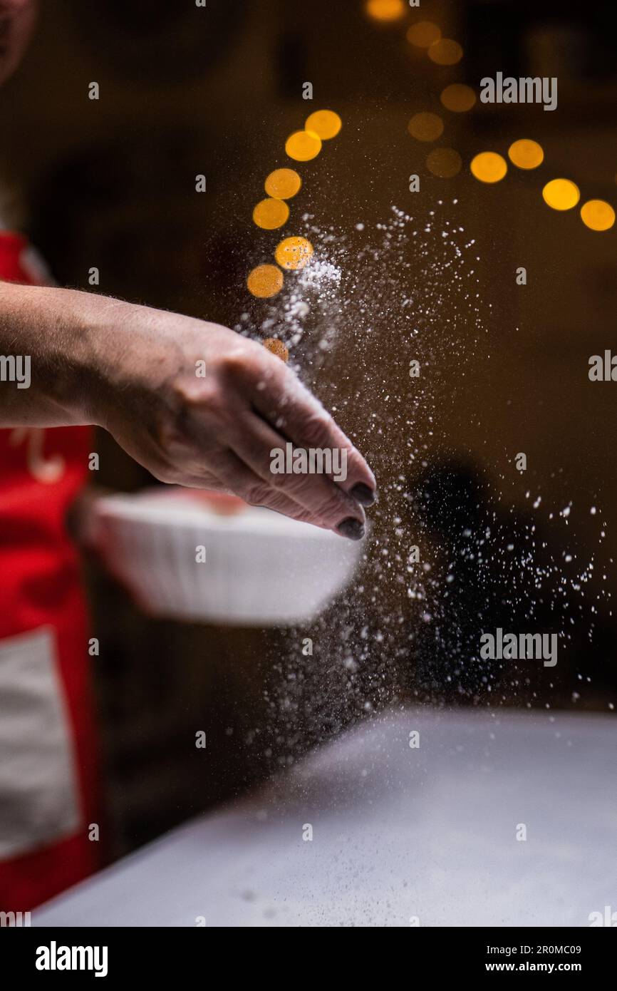 Shower poof hi-res stock photography and images - Alamy