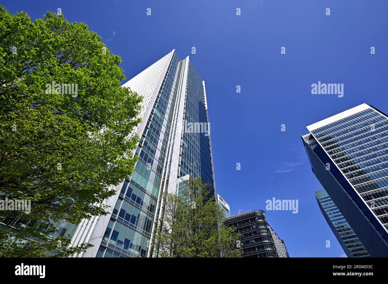 10 upper bank street canary wharf hi-res stock photography and images ...