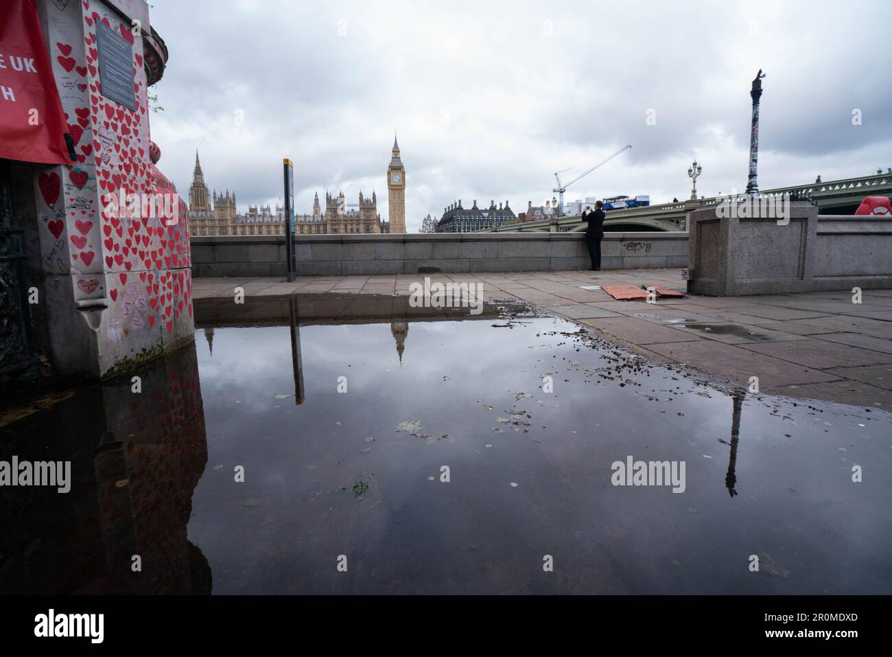 London UK. 9 May 2023. Rain water flooding Thamers embankment ...