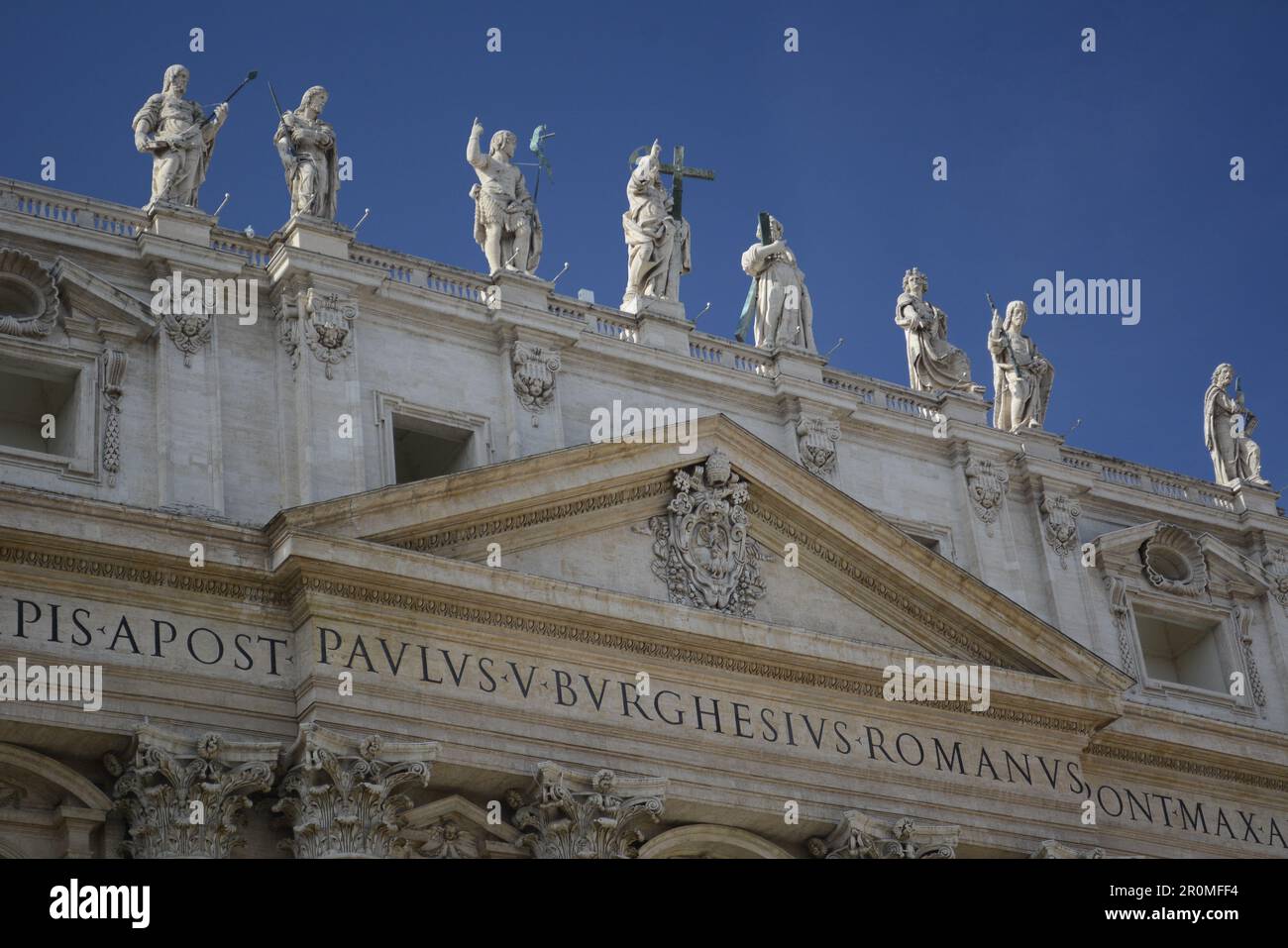 Statues in Vatican City Stock Photo - Alamy