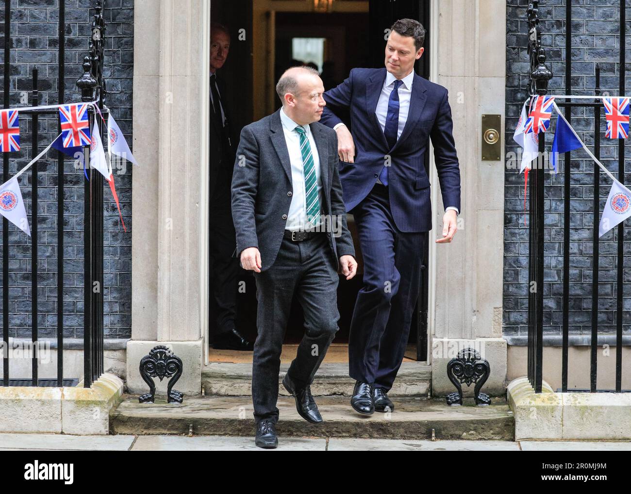 Downing street alex chalk hi-res stock photography and images - Alamy