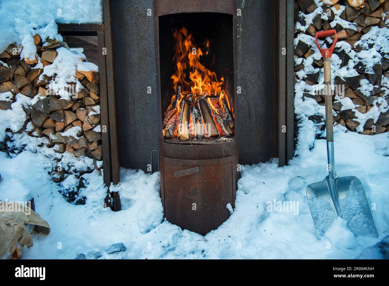 Norway, winter, Heggenes,surroundings Hotel Herangtunet, lanterns ...