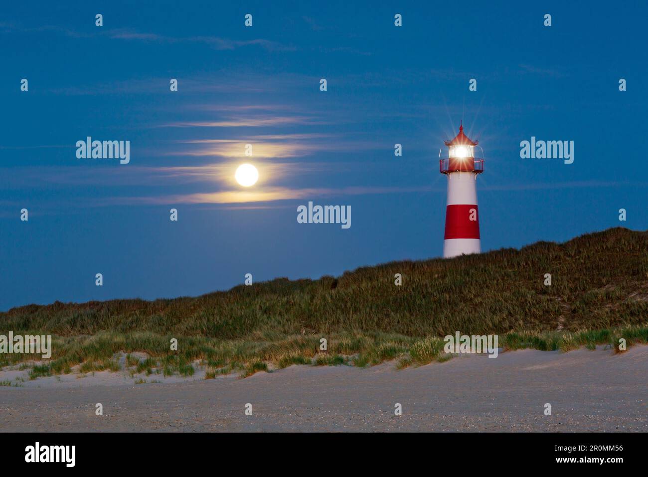 Lighthouse at Ellenbogen, Sylt, North Sea, Schleswig-Holstein, Germany ...