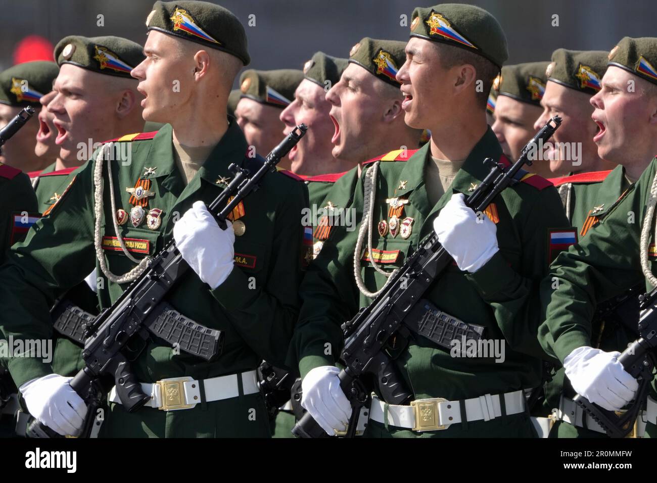 Soldiers shout during the Victory Day military parade at Dvortsovaya ...