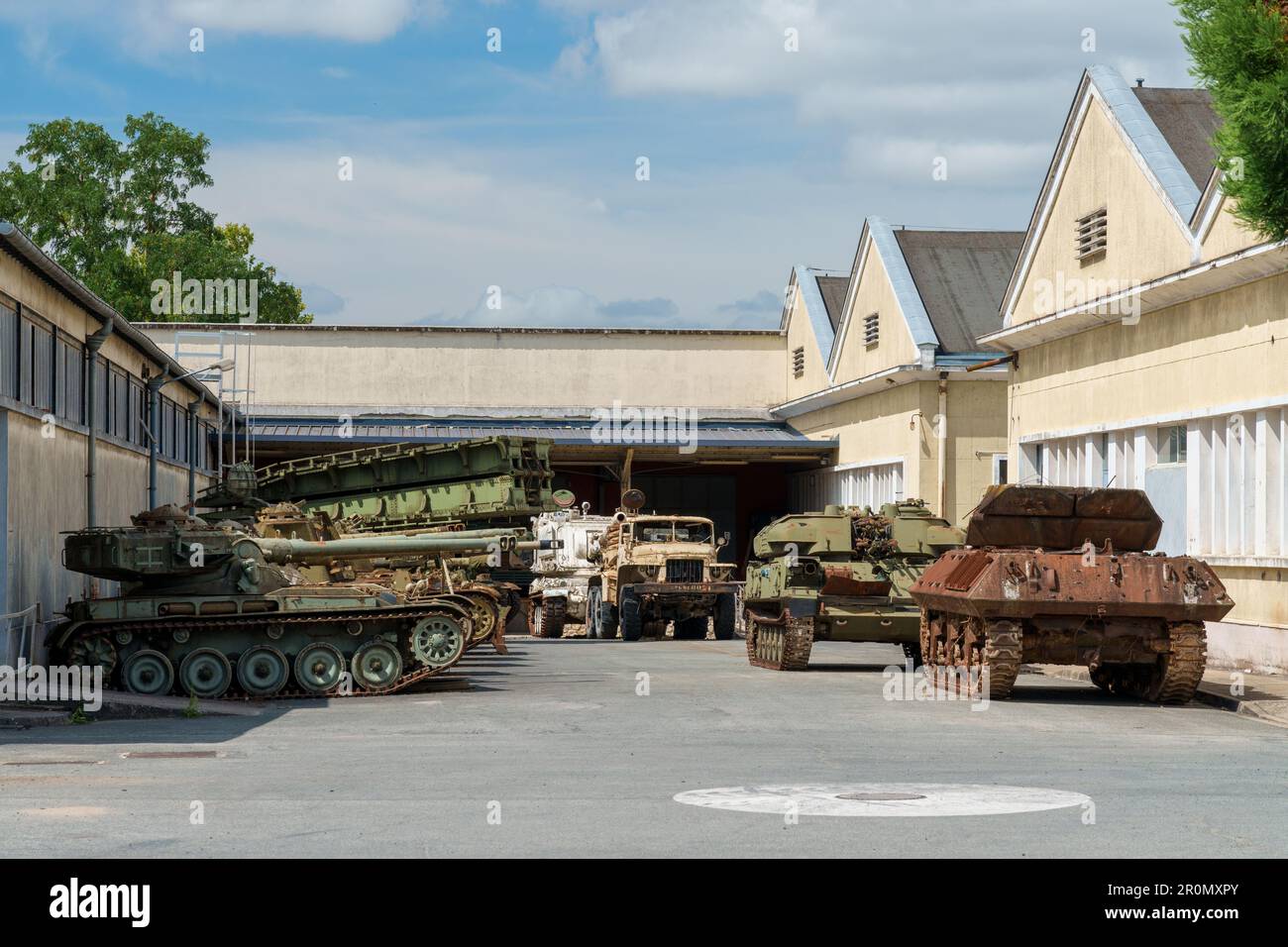 Saumur tank museum france hi-res stock photography and images - Alamy