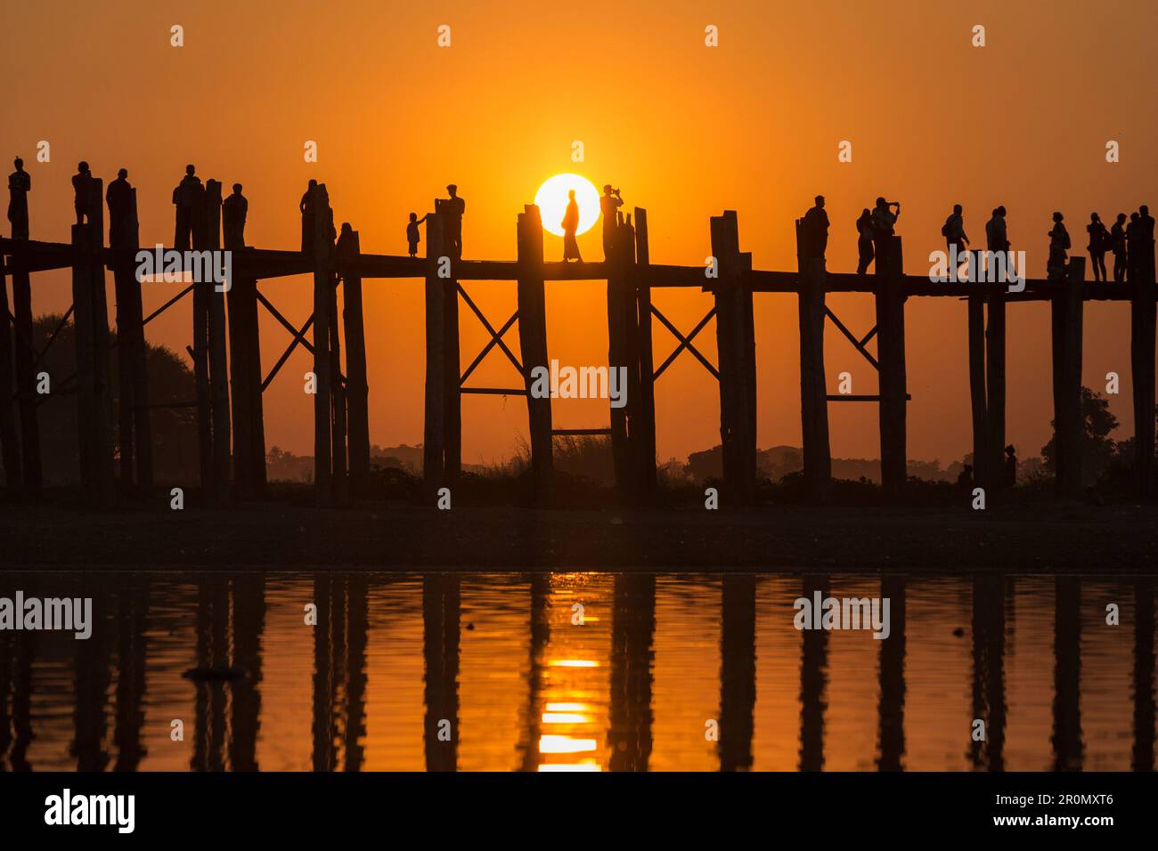 The longest teak bridge, the U-Bein bridge in Mandalay, Myanmar Stock ...