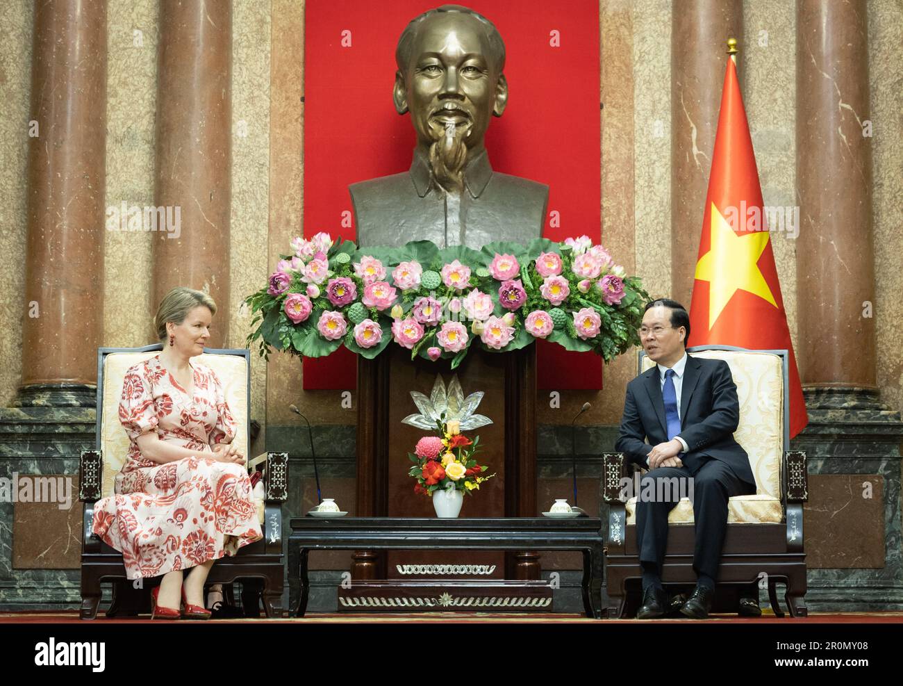 Hanoi, Vietnam. 09th May, 2023. Queen Mathilde of Belgium and Vietnam ...