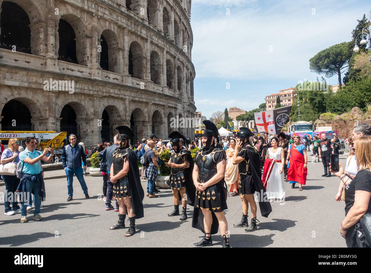Roman reenactment rome hi-res stock photography and images - Alamy