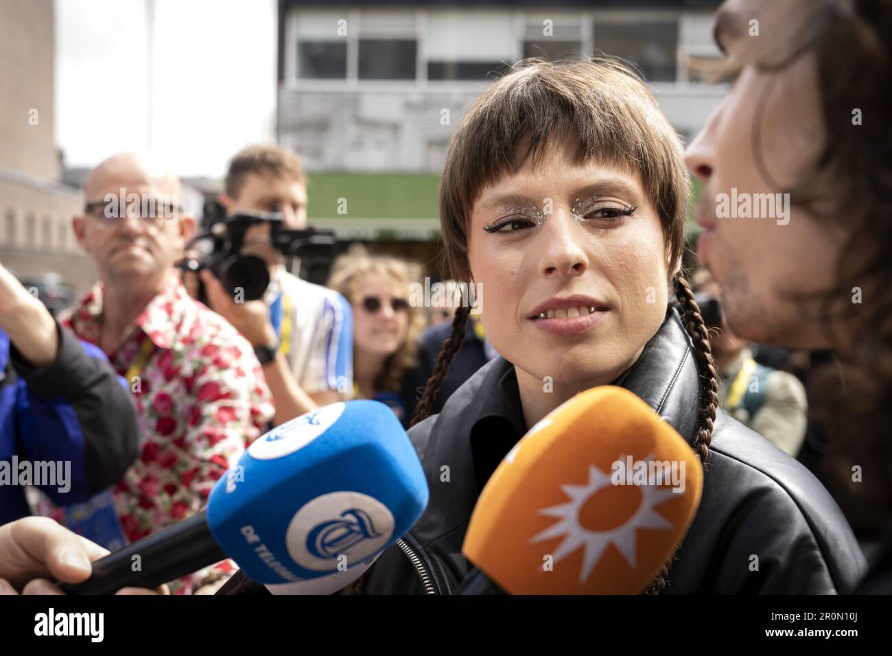 LIVERPOOL - Mia Nicolai and Dion Cooper during a farewell moment at the ...