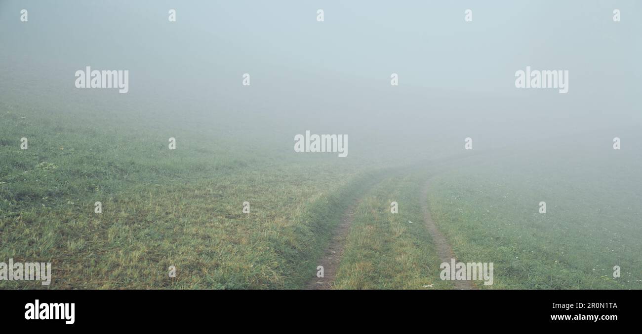 Serene garden enclosed hi-res stock photography and images - Alamy