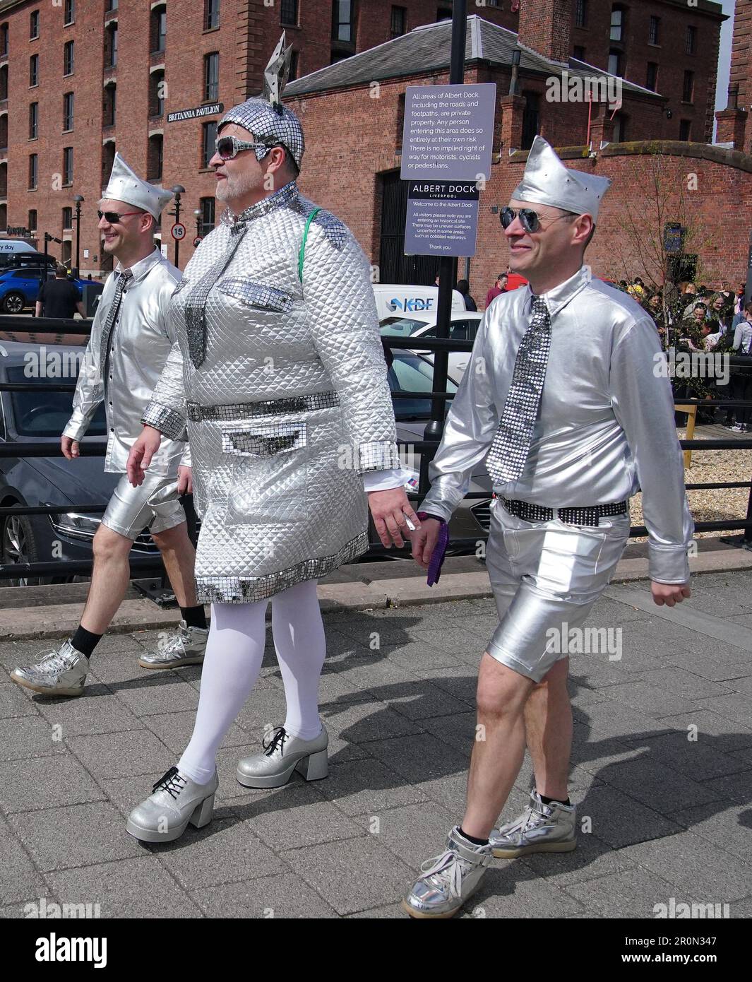 Verka Serduchka, former Ukrainian contestants in 2007, make their way ...