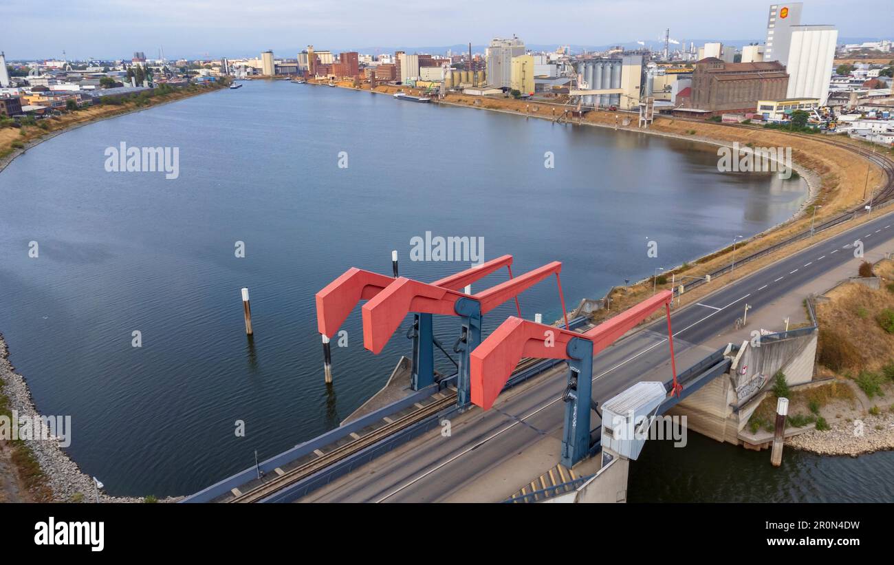 A Diffene bridge at the northern shipping entrance from the Altrhein to ...