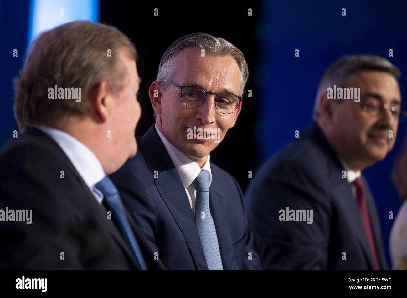 AMSTERDAM - CEO Roy Jakobs - 2nd from left - of Koninklijke Philips NV ...