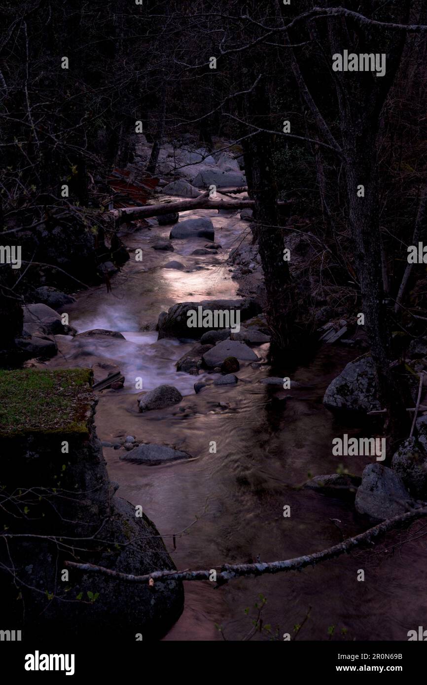 Sunbeam reflected in water hi-res stock photography and images - Alamy