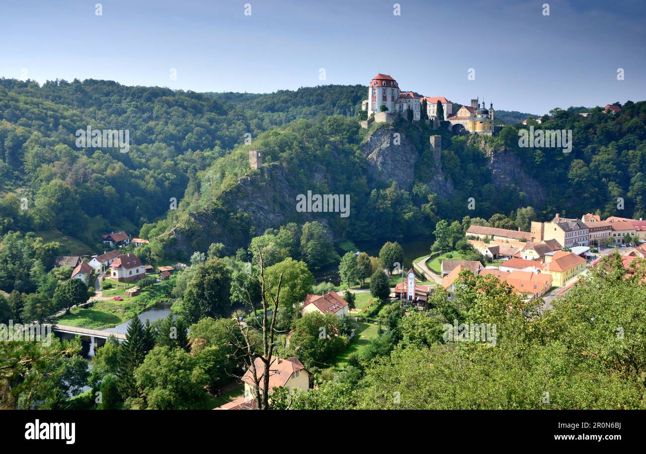 Der thaya castle hi-res stock photography and images - Alamy