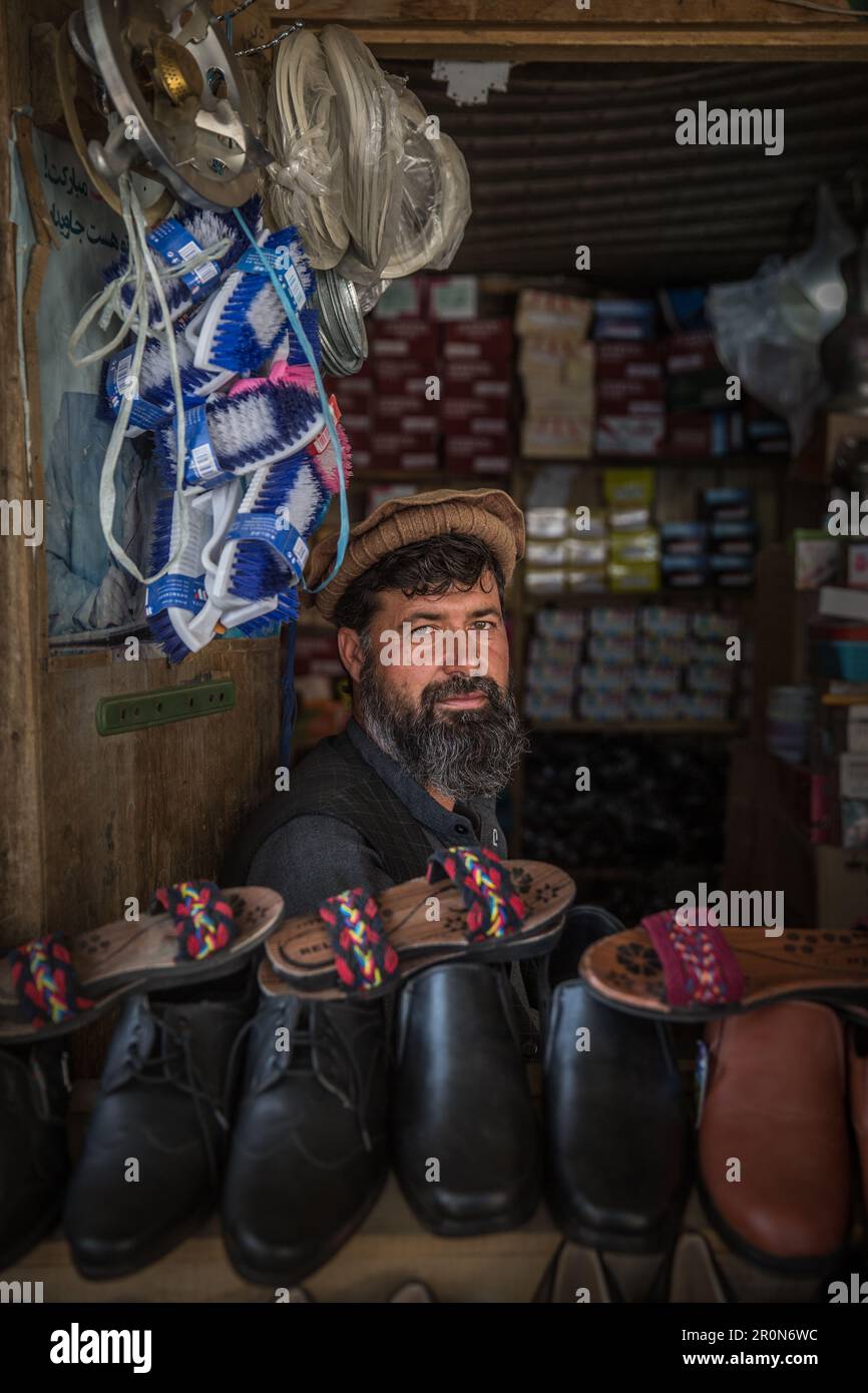Afghanistan bazaar hi-res stock photography and images - Alamy