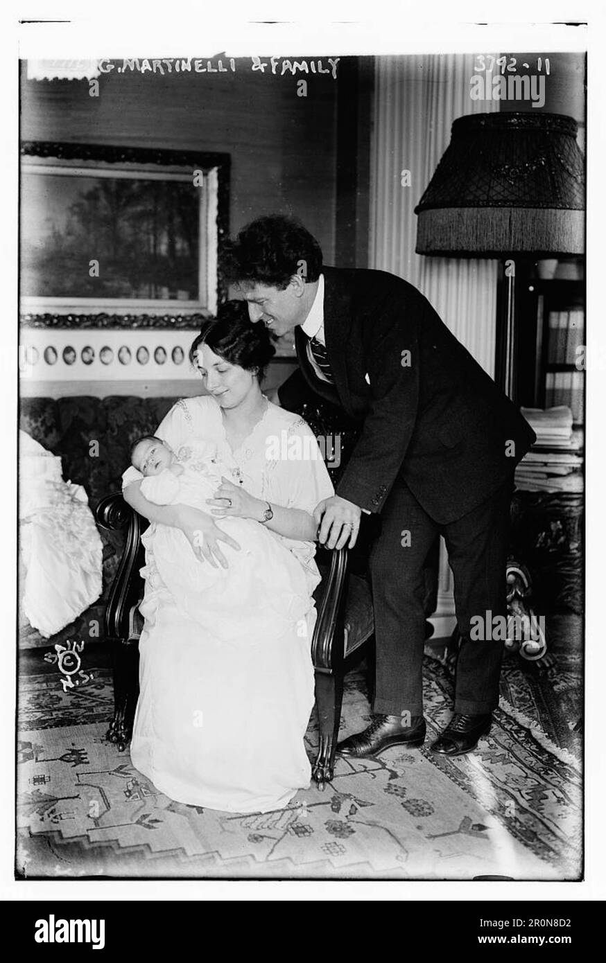 The tenor giovanni martinelli hi-res stock photography and images - Alamy