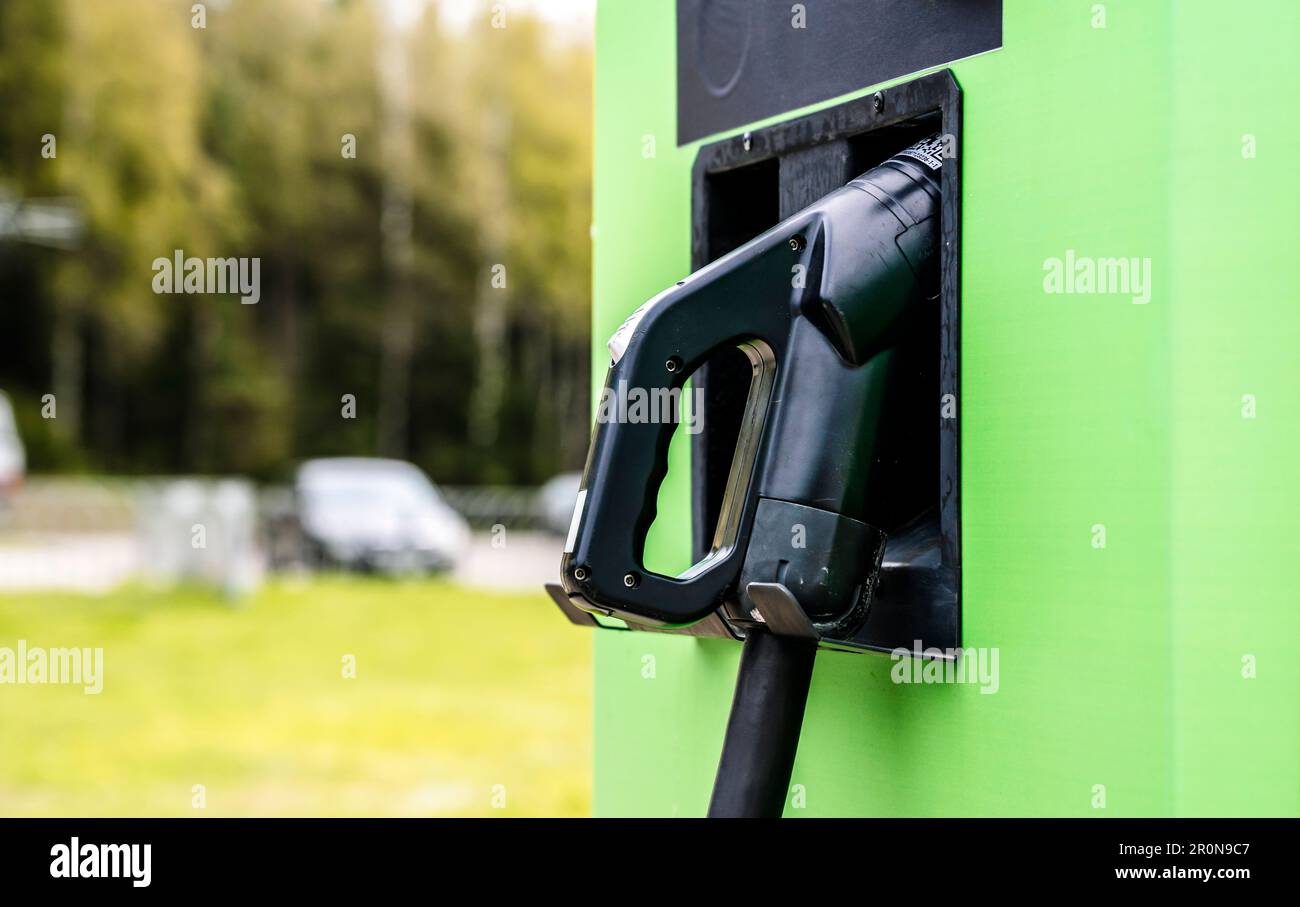 Charging station for electric cars. Types and connectors of ports for ...