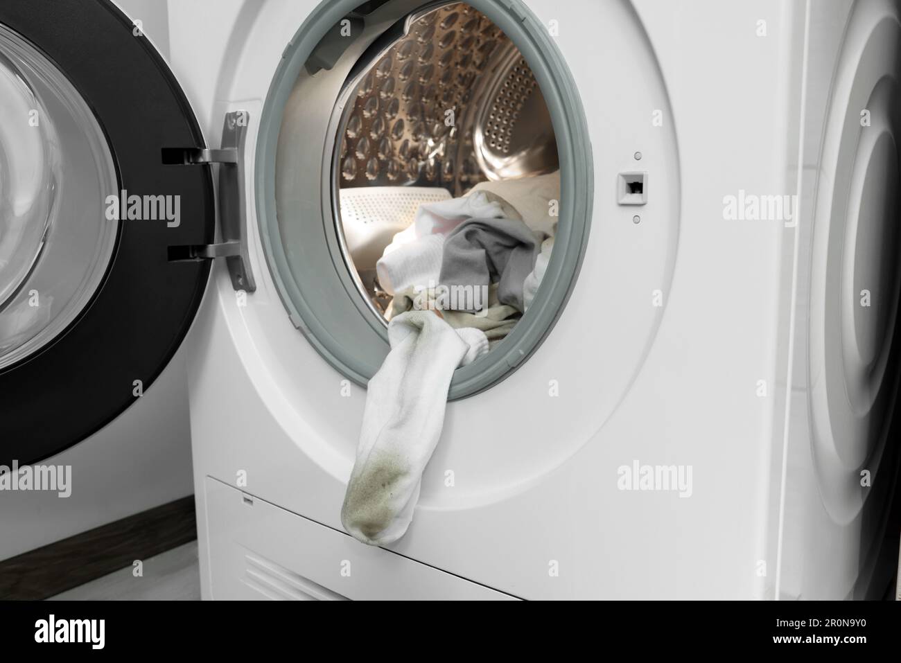 Smelly socks washing machine hi-res stock photography and images - Alamy