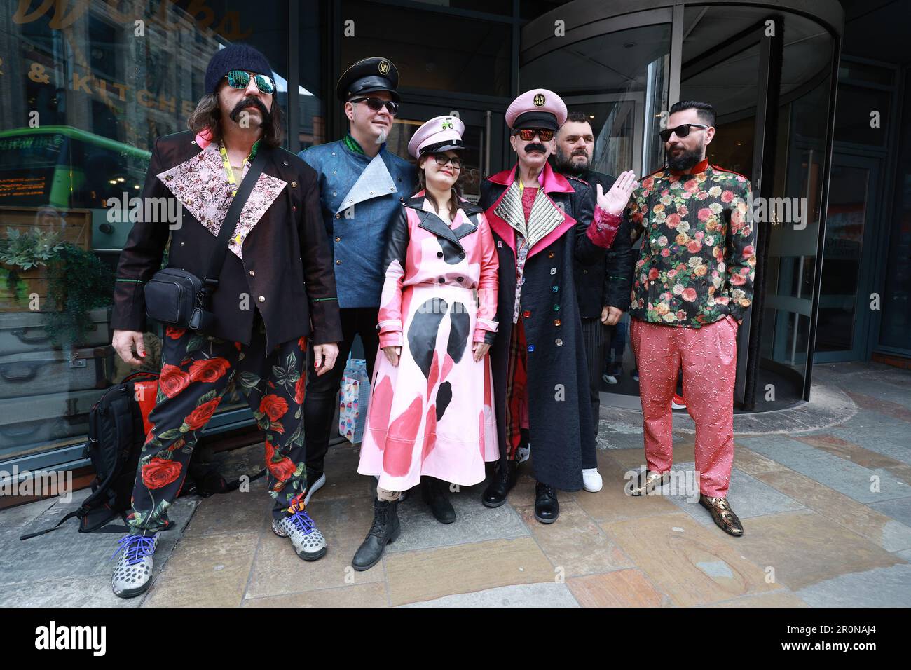 The fan copied Prlja's outfit and wowed the band. She made all the ...