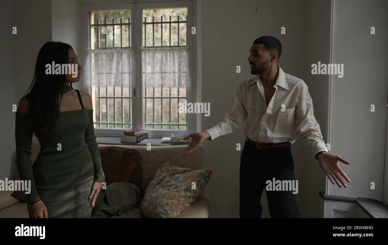 Breaking Point Strained Relationship between Married Couple Reaches its ...