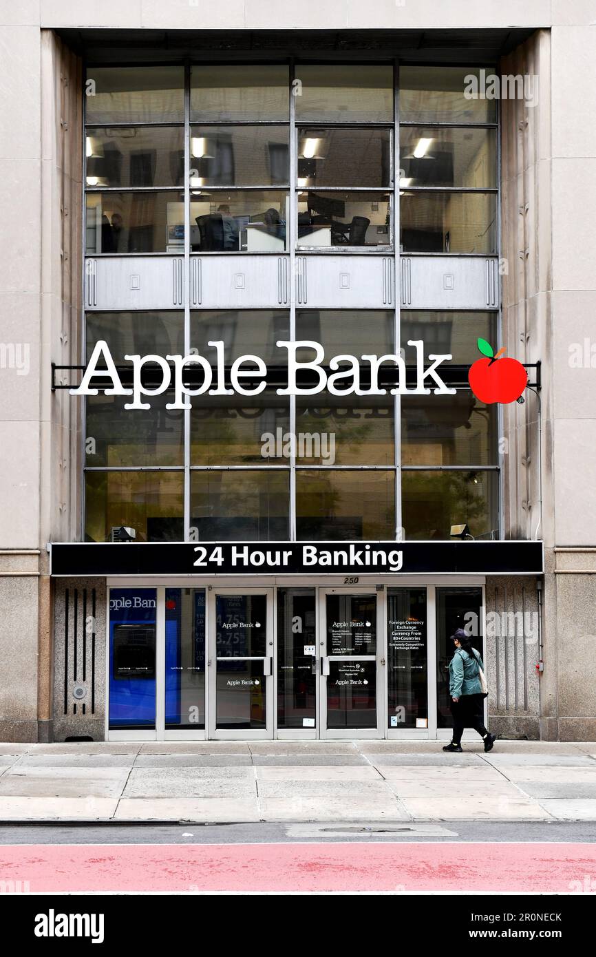 Apple bank hi-res stock photography and images - Alamy
