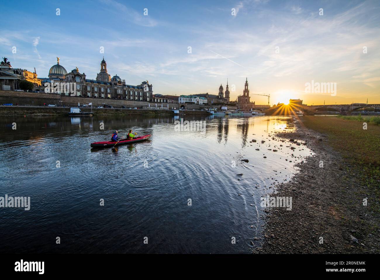 Kayak tour on the Elbe in Dresden, Germany Stock Photo - Alamy