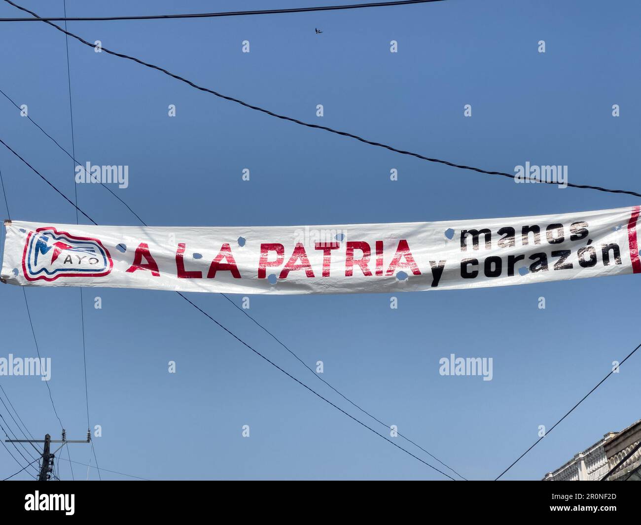 Santa Clara, Cuba - 2023: Slogan banner in the Marta Abreu street. It ...